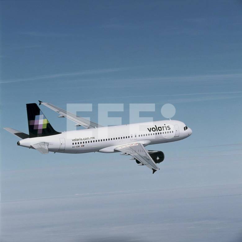 Volaris cancelará vuelos por ajustes en software - Crisol Noticias